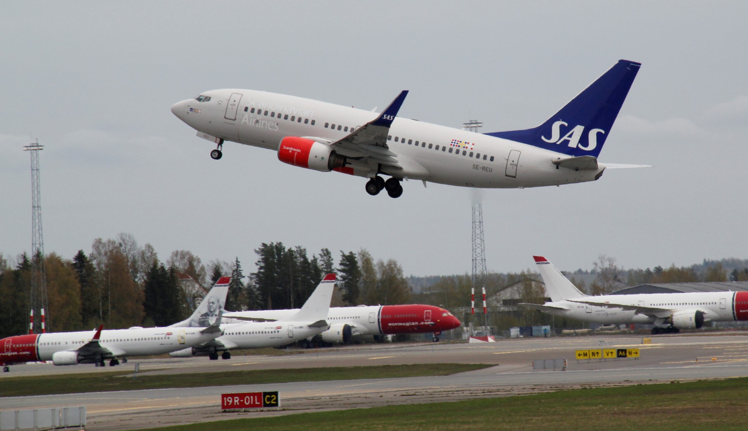 Ekspert om flyreiser: - Lang vei tilbake til normalen - flysmart24.no