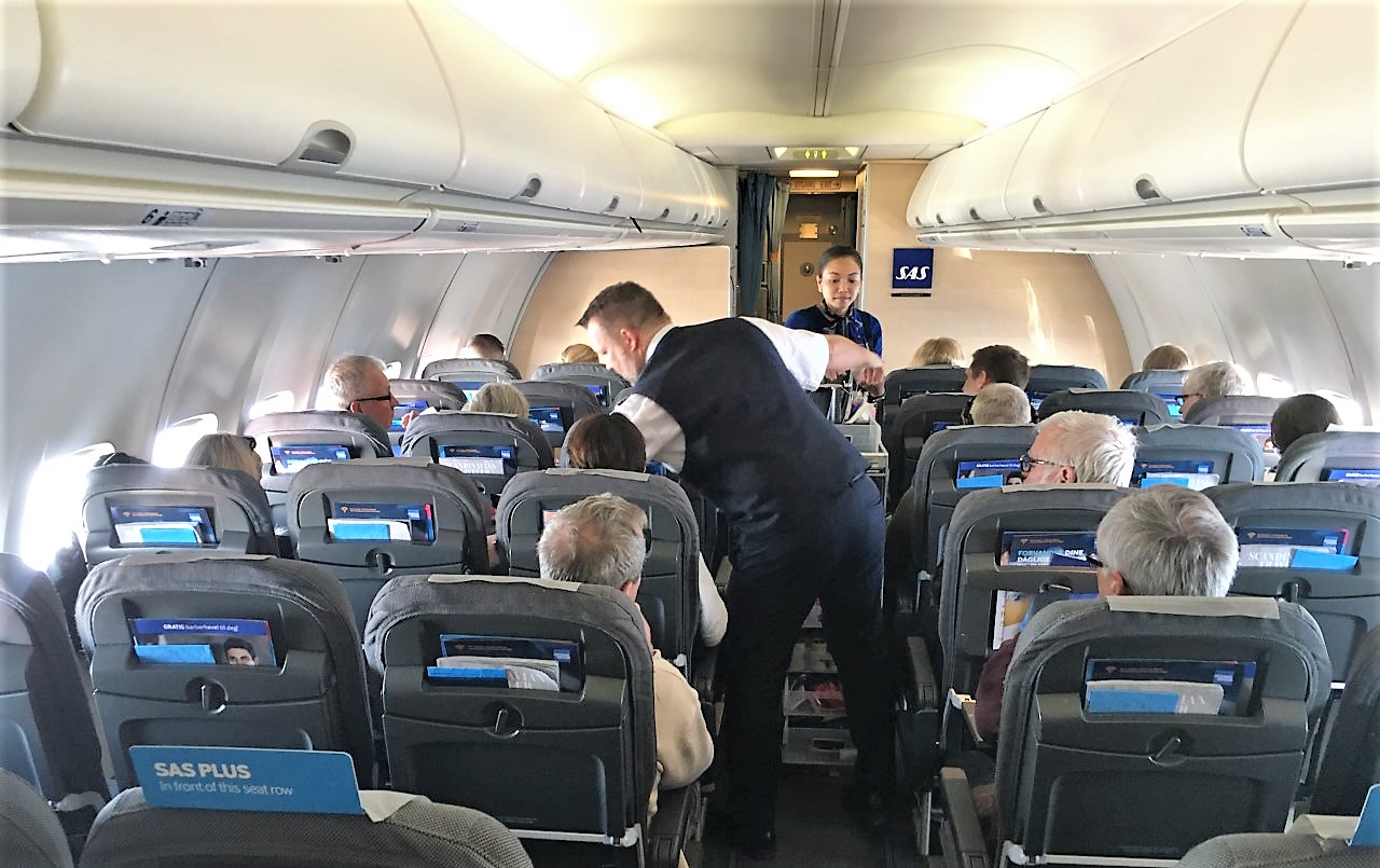 SAS tester nytt konsept - kutt i mat- og drikketilbudet - flysmart24.no